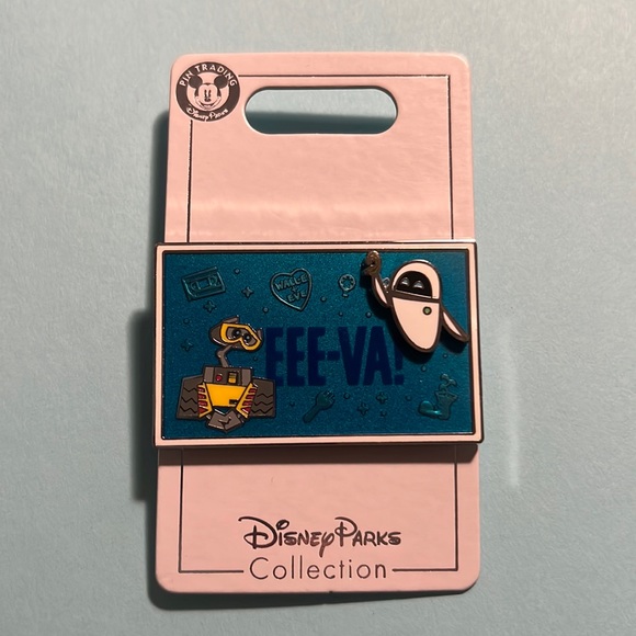 Disney | Other | Disney Parks Collection Walle And Eve Pin | Poshmark